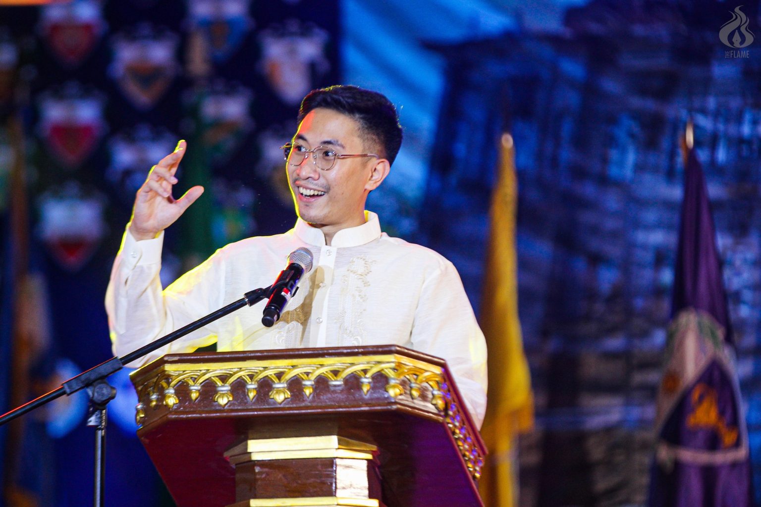 'Transition' graduates exit UST Arch of the Centuries - The Flame