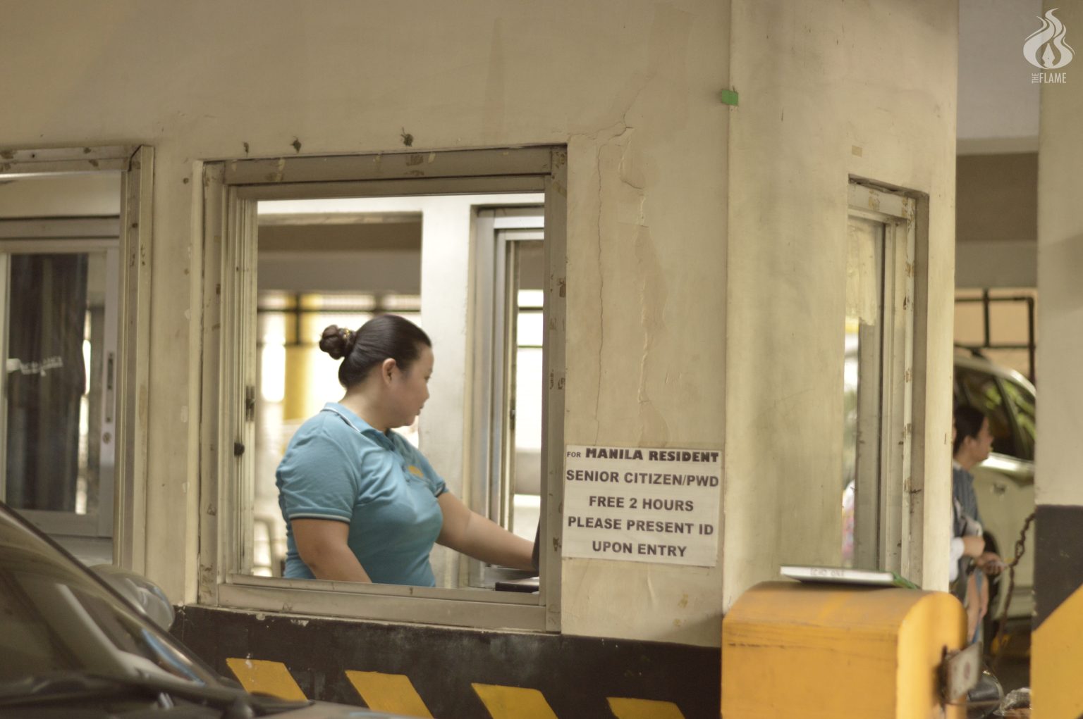 'Transition' graduates exit UST Arch of the Centuries - The Flame