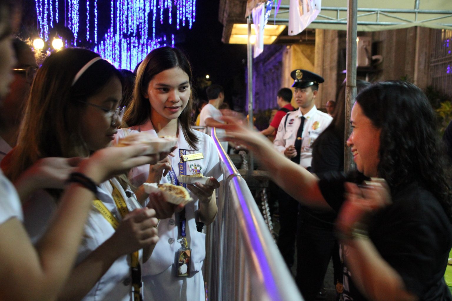 Why Pinoy Christmas is celebrated in the 'ber' months - The Flame